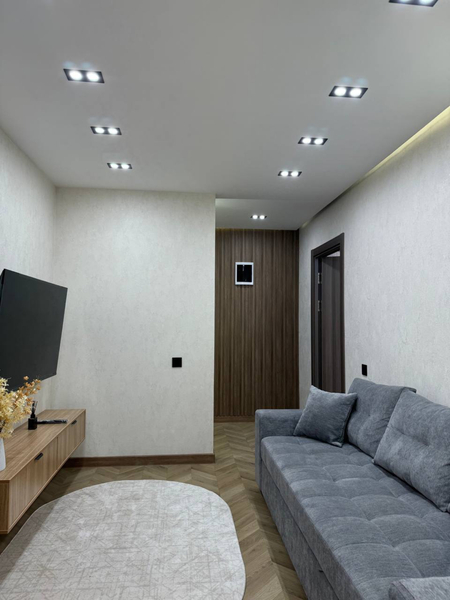 Продается квартира, Метро Космонавтов, 2в3/2/5