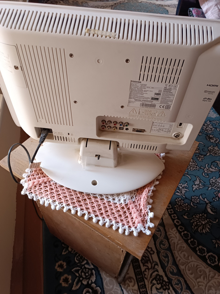 Toshiba telvizor xolati yaxshi