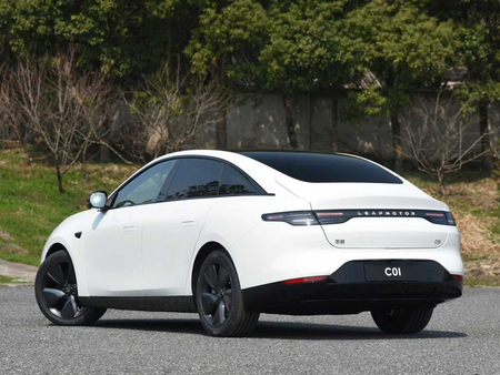 Leapmotor C01 Boshlangich 30% tolov bilan Nasiya savdo asosida.