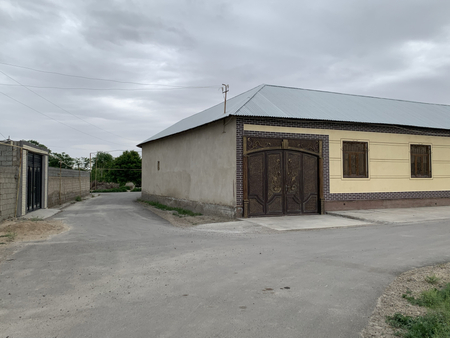 Продается не недостроенный участок