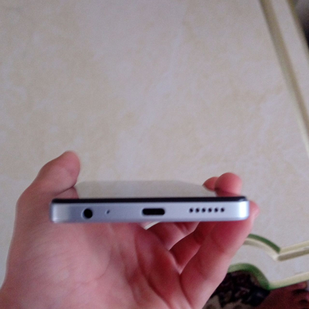 Tecno Spark Go 2024 срочно продам