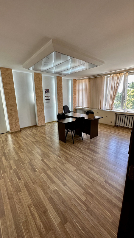 СРОЧНО!Аренда офис. Адрес:Жомий
