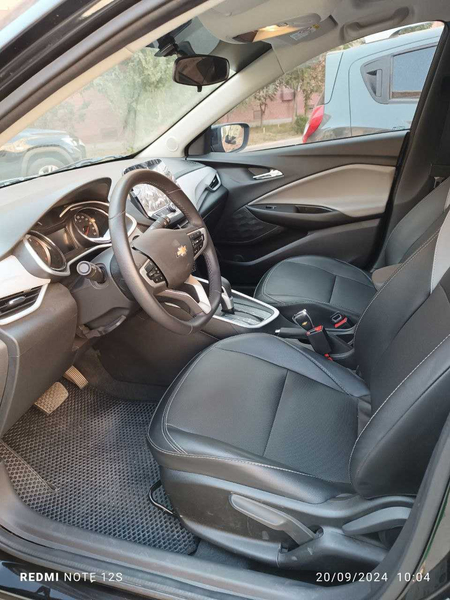 Onix Premier 2 qora avtomat