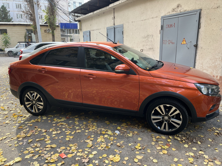 Продается Lada vesta 1,8 cross мотор сотилади