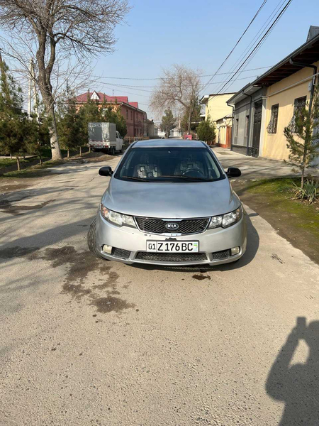 kia forte 2009 (cerato)