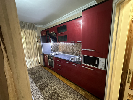 2-х комнатная квартира в Центре Ташкента, Ц1, ул. Садыка Азимова