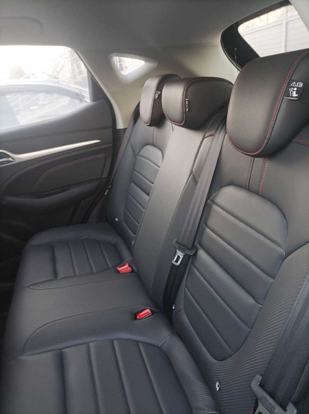 MG ZS  Naqt va Kridit