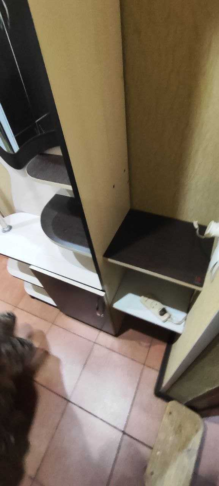 Уголок и вешалка для прихожей