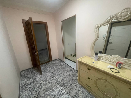 Кушбеги 2/2/9  2*3м²  67м²