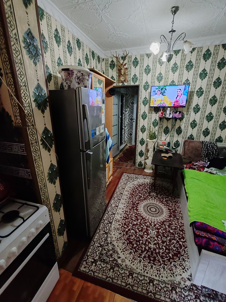 1/2/9 Кадышева базар(с хозяйкой пожилая женщина будет спать на кухне