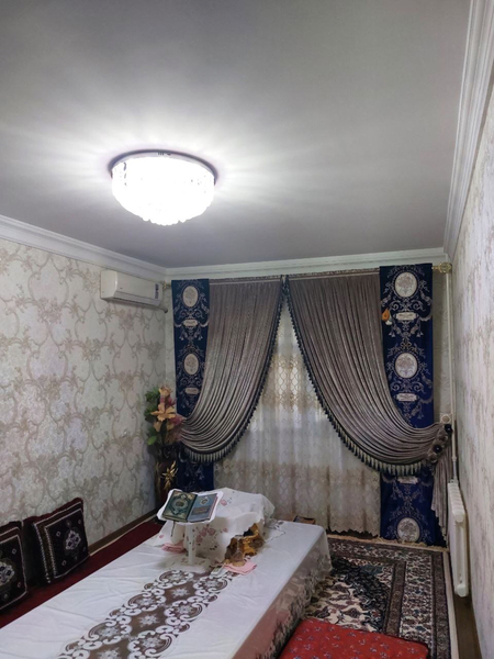 Шайхантахур, Себзар, Ат-Термизий Мечеть