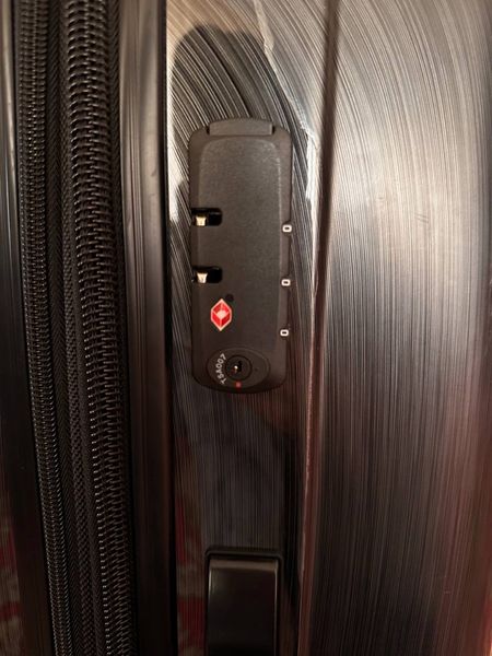 Чемодан SAMSONITE Абсолютно Новый