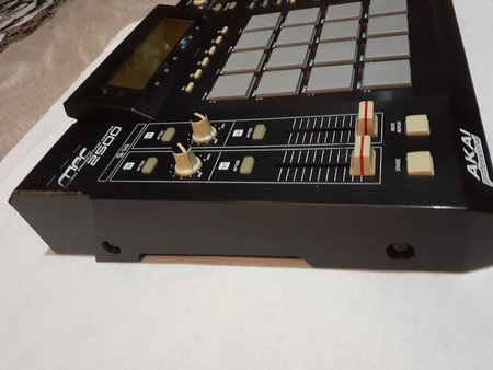 2500 Akai mpc ishlash xolatlari zor