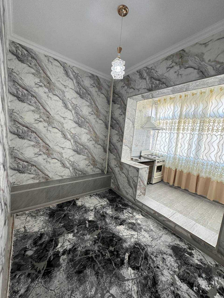 1 xonali 4qavat 40m2. 5 qavatli panelni dom
Manzil :5Mkr raxmatillo