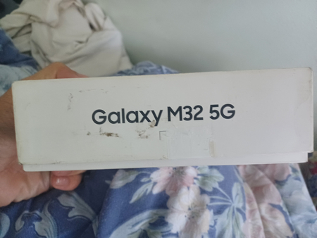 Model:Samsung  m 32 5g 8/128  Karobka dak bor