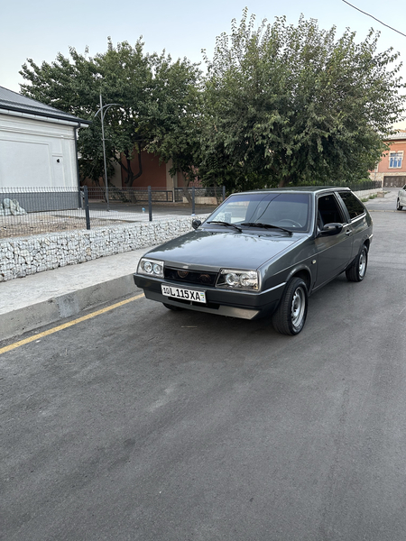 21 08 lada sotiladi