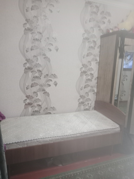 Одна спальня кровать