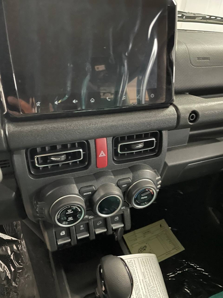 Продам Suzuki Jimny 2024г