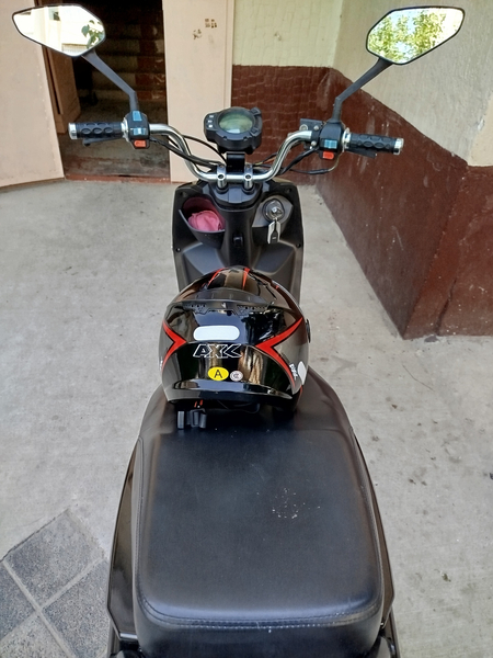 Скутер  бвс. 150 куб.  Автомат.