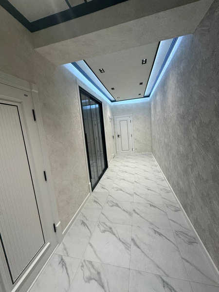 Юнусобод-17. 1/5/8. 52м². Ор/р Сайрам. Срочно. Z.