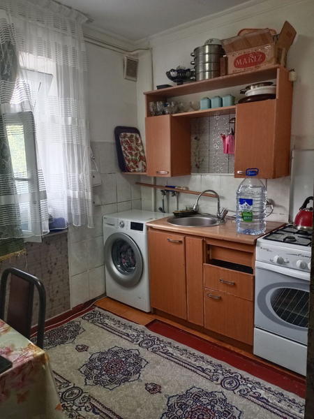 Продаю 2 ком Ттз1 Диадора