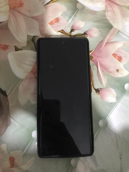Honor X9a sotladi aybi yo'q yangi tel rusdan kelgan imeka o'tgan