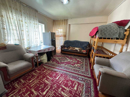 Tayyor 6 sotixli hovli sotiladi