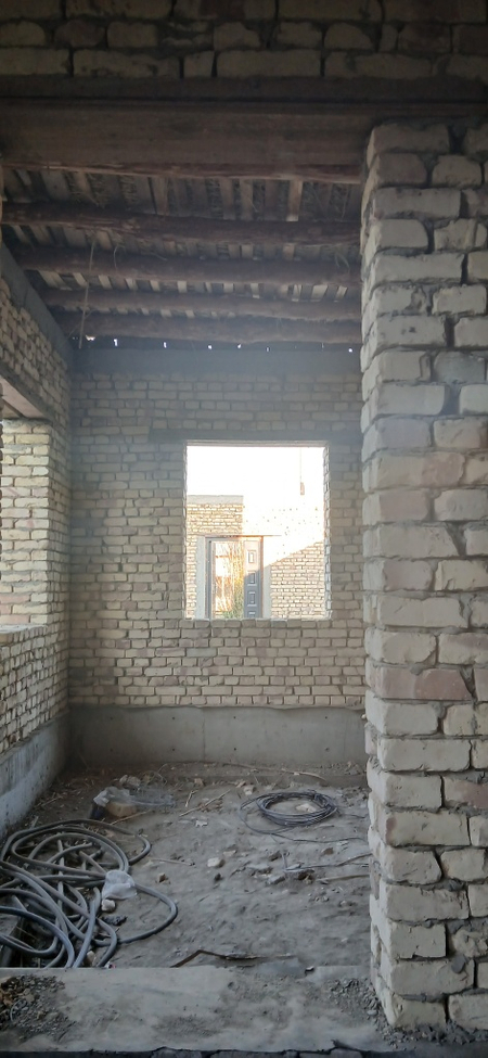Uchastka sotiladi