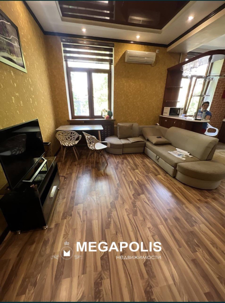 Аллея Гагарина 2/3/4 Высокопотолочка Продам