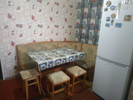 Купить недорого квартиру в Ташкенте 3/5/5 на Юнусабадском ра-е (J2500)