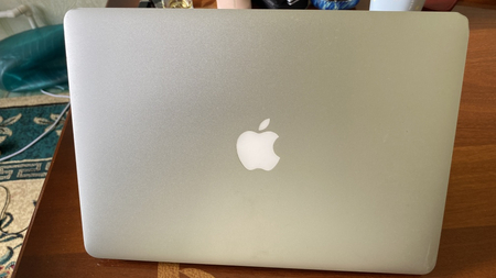 Macbook air 13  в отличном состоянии.  Интересно обмен на iPhone