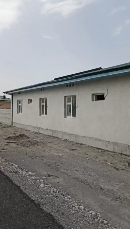 Олтиарк тумани кизилтеппада жойлашган