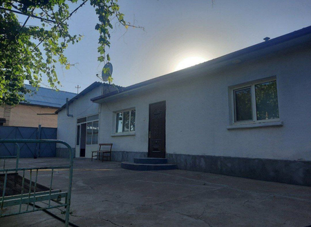 Срочно продаётся дом в бедном посёлке/ Найманаул