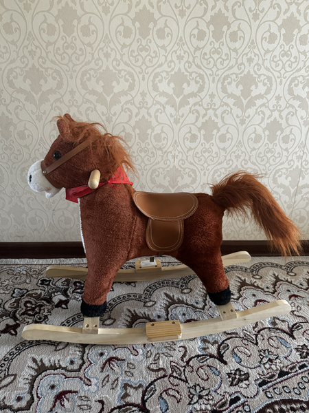Продается поющая лошадка