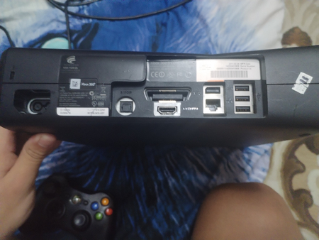 Xbox 360 в хорошем состоянии