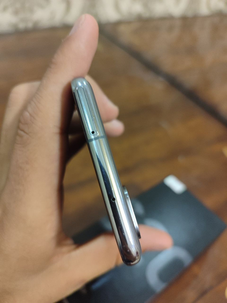 Samsung Galaxy S20 plus
