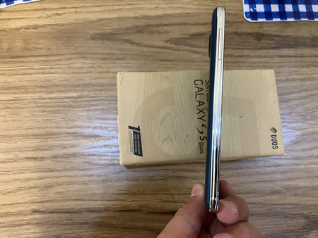 Samsung galaxy S5 duos