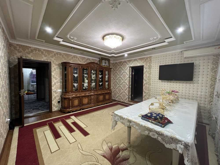(К122595) Продается 4-х комнатная квартира в Чиланзарском районе.