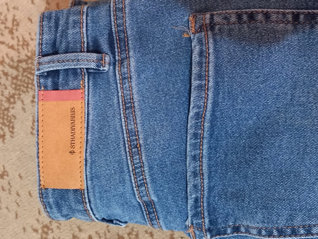 Stradivarius брюки джинси