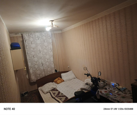Продается квартира срочно, без ремонта, 3х комнатная
