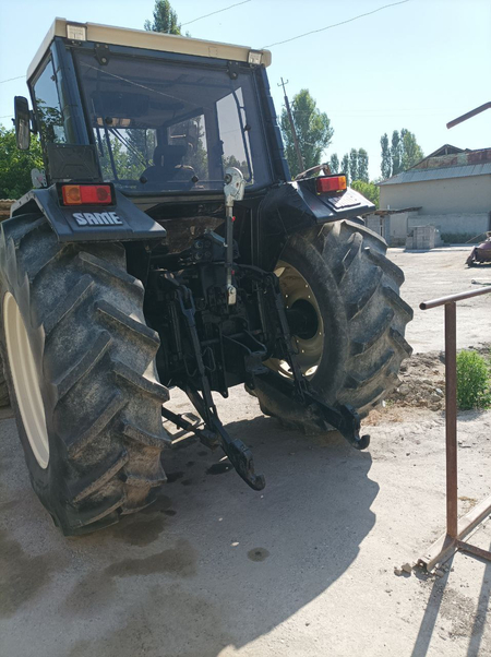 Трактор.  Traktor