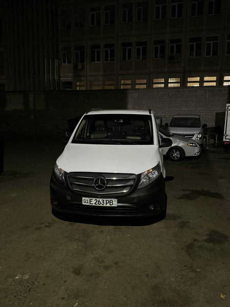 Mercedes-Benz Vito сотилади