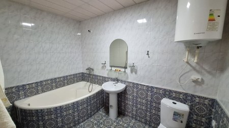 Продаётся действующая Гостиница в Самарканде, недалеко от Регистана