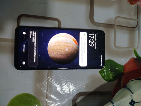 Telefon  sotiladi