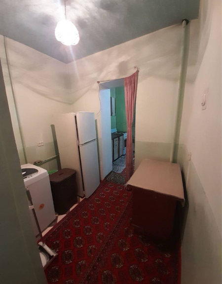 Продается 2 комнатная квартира метро Максим Горького, 36.6 аптека