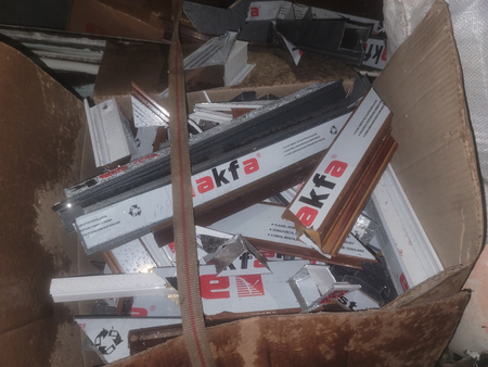Metalom Akfa alimin odxod kabil atxodlari xar hil material olamiz.