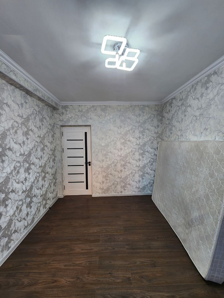 Продается Сергели 7А 2/1/7  срочно Кв.м43 Цена 54000