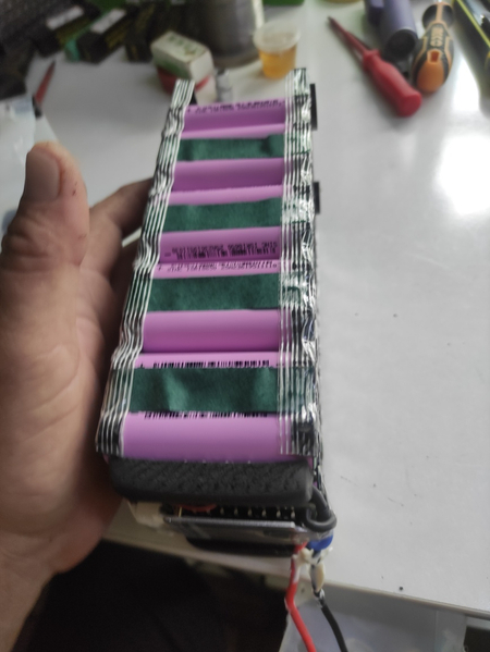 LI-ION 48- volt 12 ah