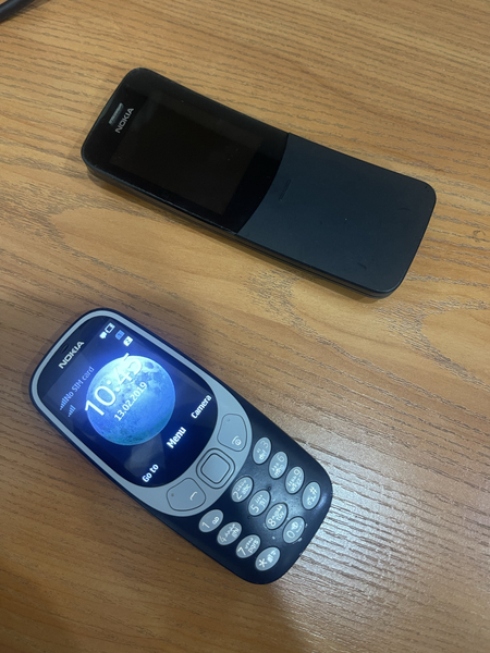 Продаются два оригинальных телефона Nokia