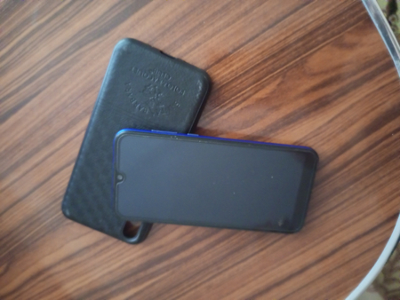 Honor 8S sotiladi srochna